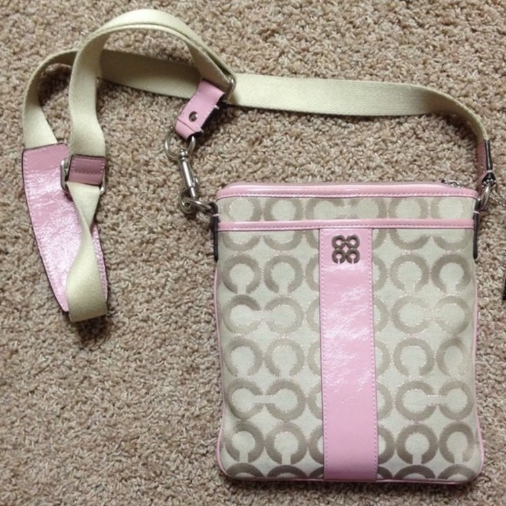 Coach Signature Swing Pack - Gem